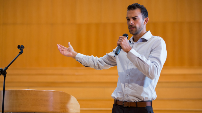 Motivational Speaking: Transforming Lives, One Speech at a Time