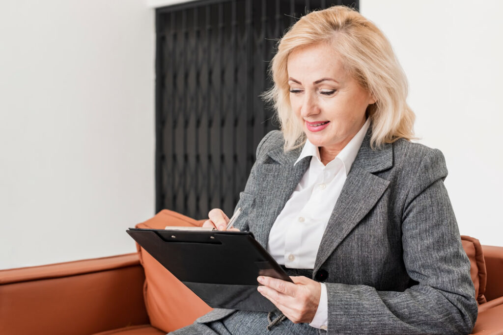 How to Memorize a Speech (Or Not!) | Tips for Effective Delivery
